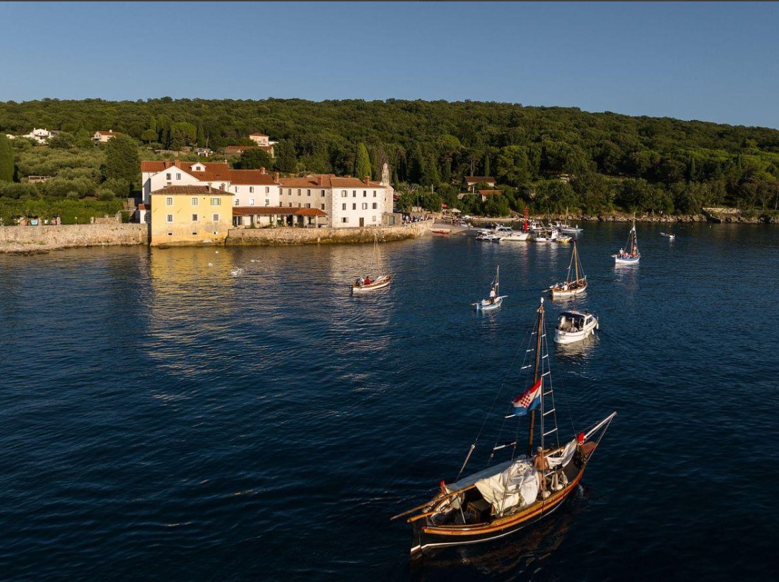 MALINSKA - GLAVOTOK: Porcijunkula - blagoslov barki, brodova i posada ...