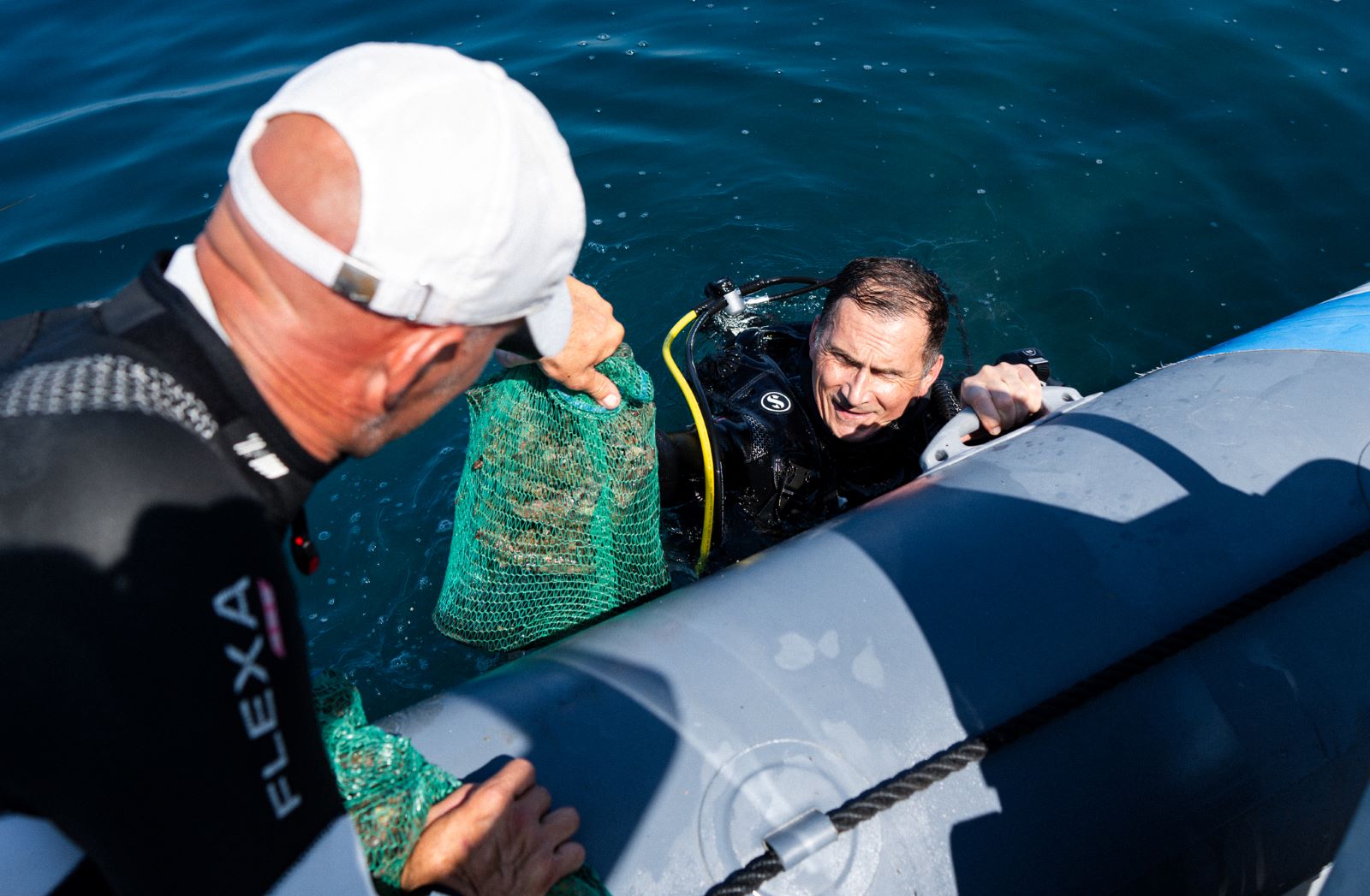 Predsjednički kandidat u ronilačkoj akciji čišćenja podmorja ...